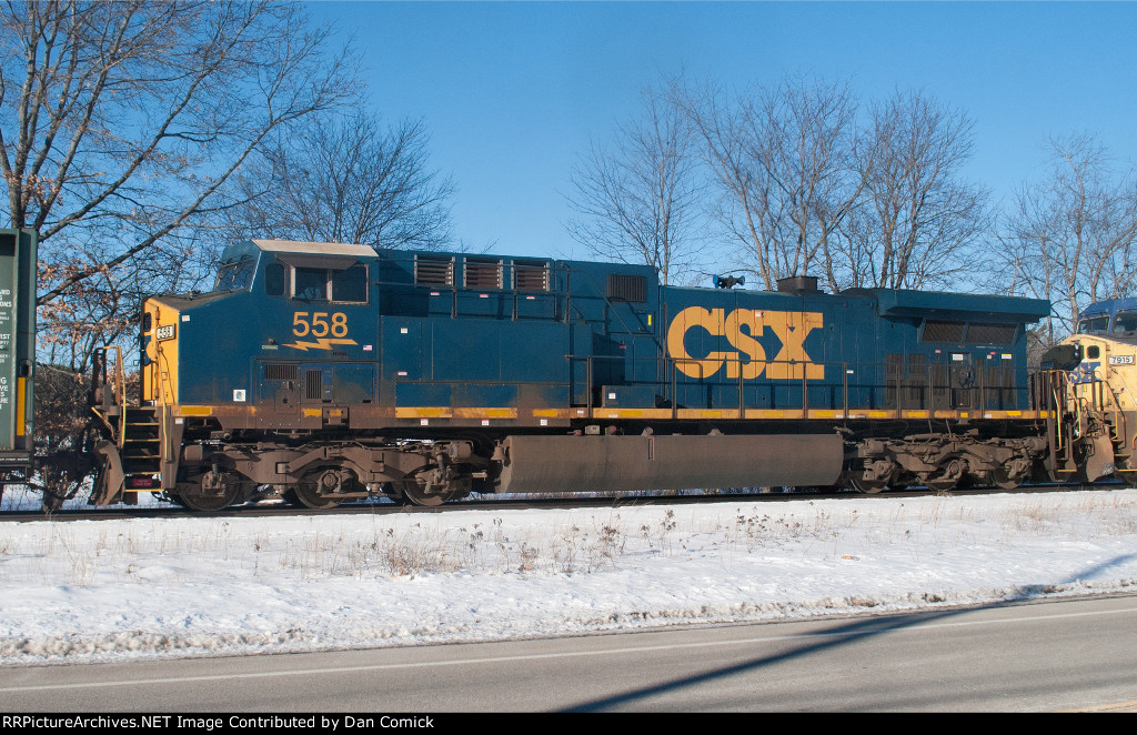 CSX 558
